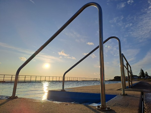 The Ultimate Guide to Australia's Ocean Rock Pools. Do a lap